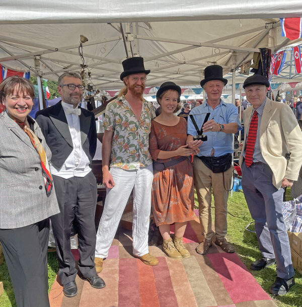 Expert talks, top buys and sunshine at International Autojumble