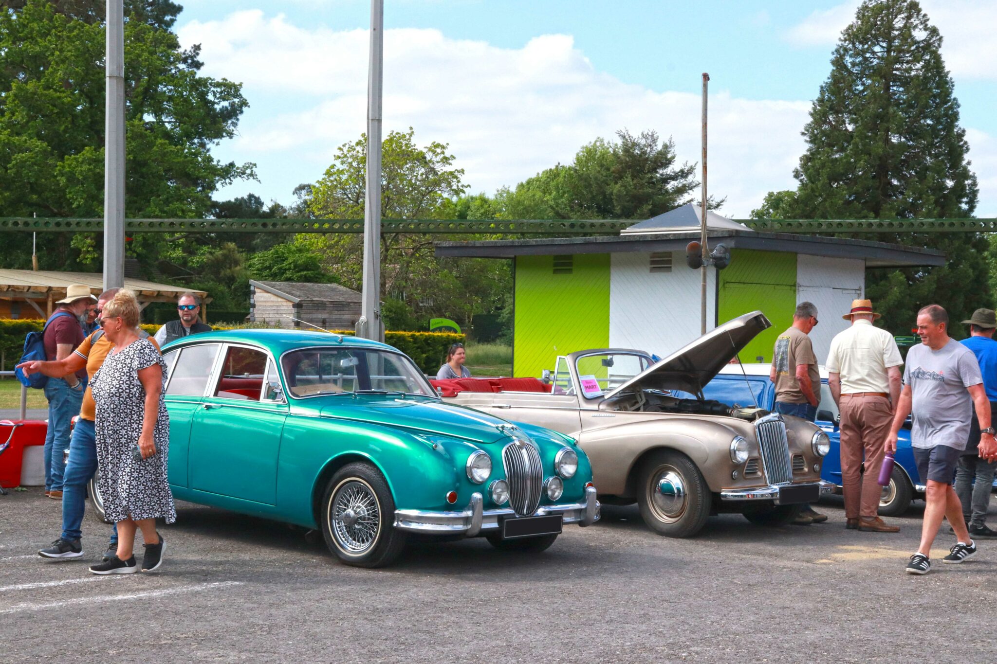 Bumper Weekend of Trading at the Beaulieu Spring Autojumble