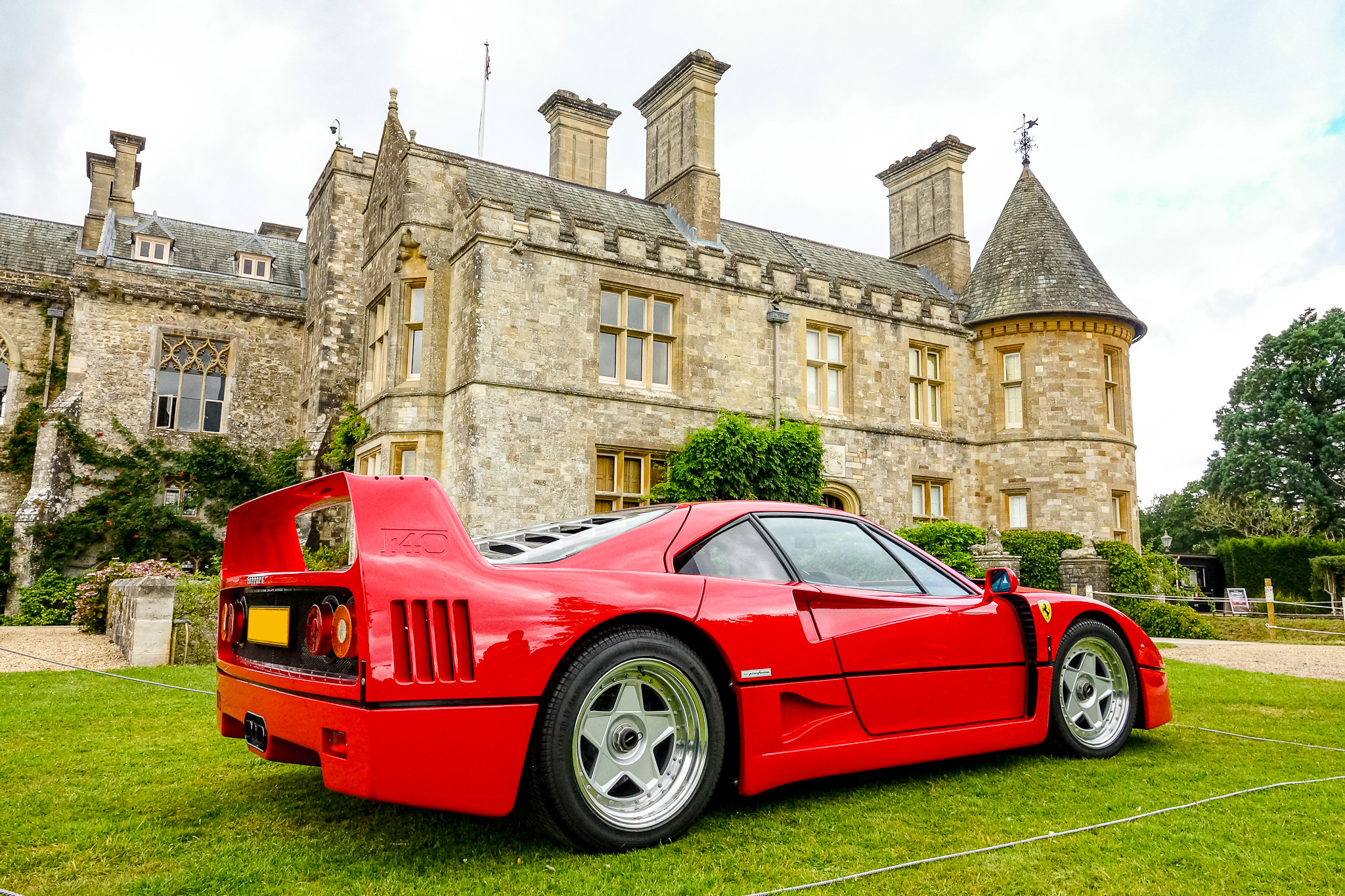 Beaulieu Unveils Hypercar Line-Up for Supercar Weekend